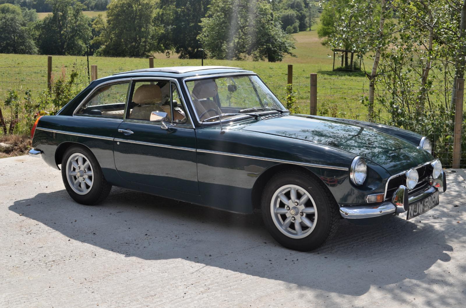 1972 MGBGT - rare automatic for sale | Castle Classic Cars