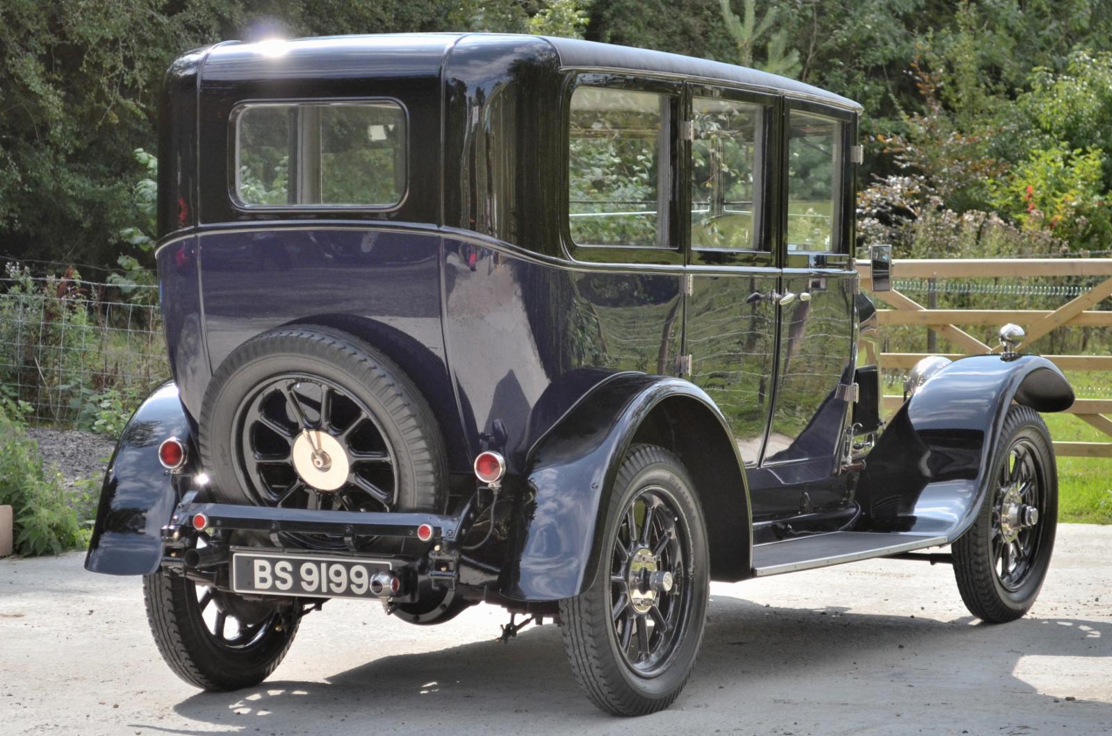 1925 Crossley 15/30 V Screen Saloon for sale | Castle Classic Cars