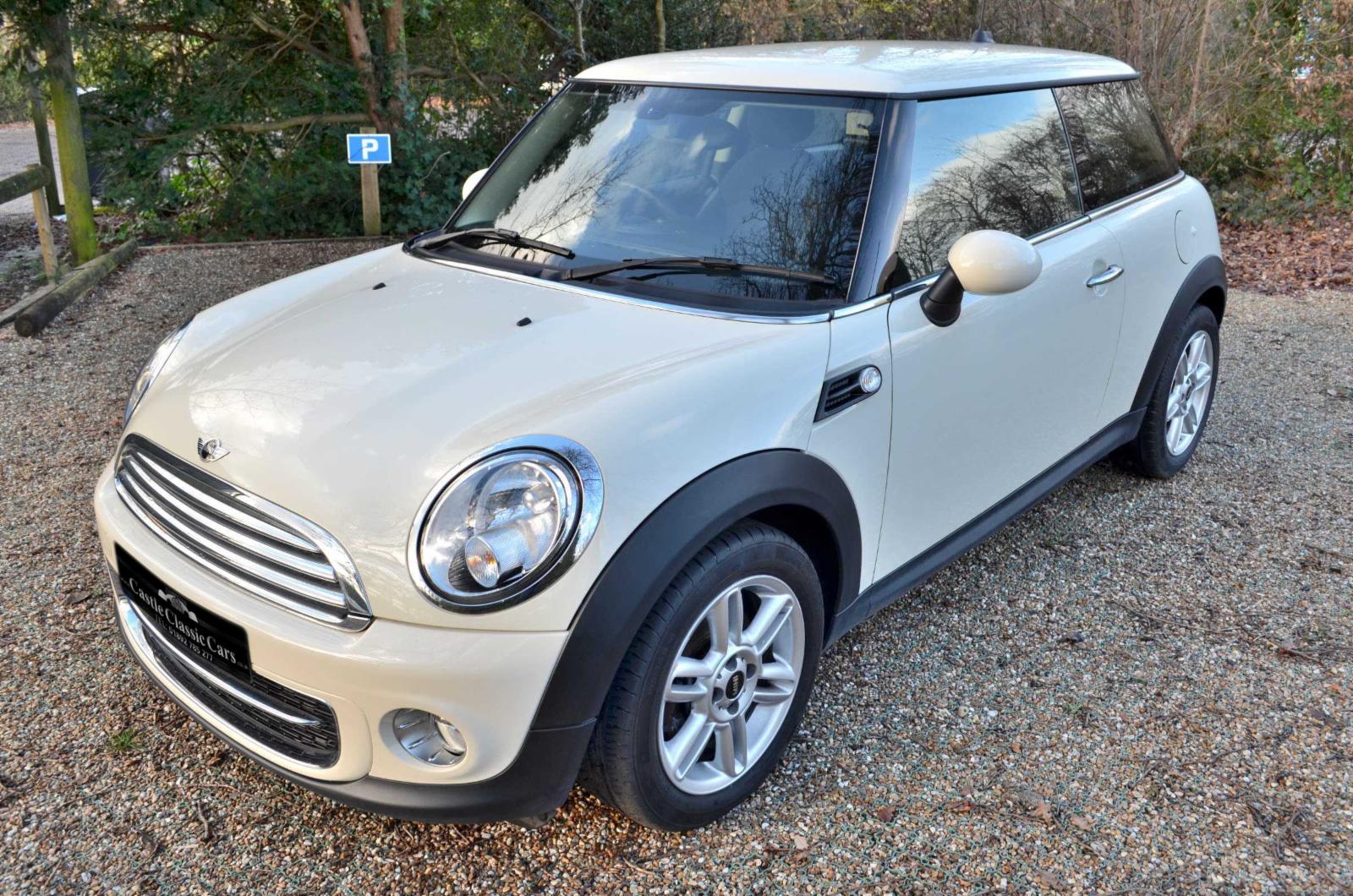 BMW Mini Cooper D Hatchback (Chili Pack) for sale | Castle Classic Cars