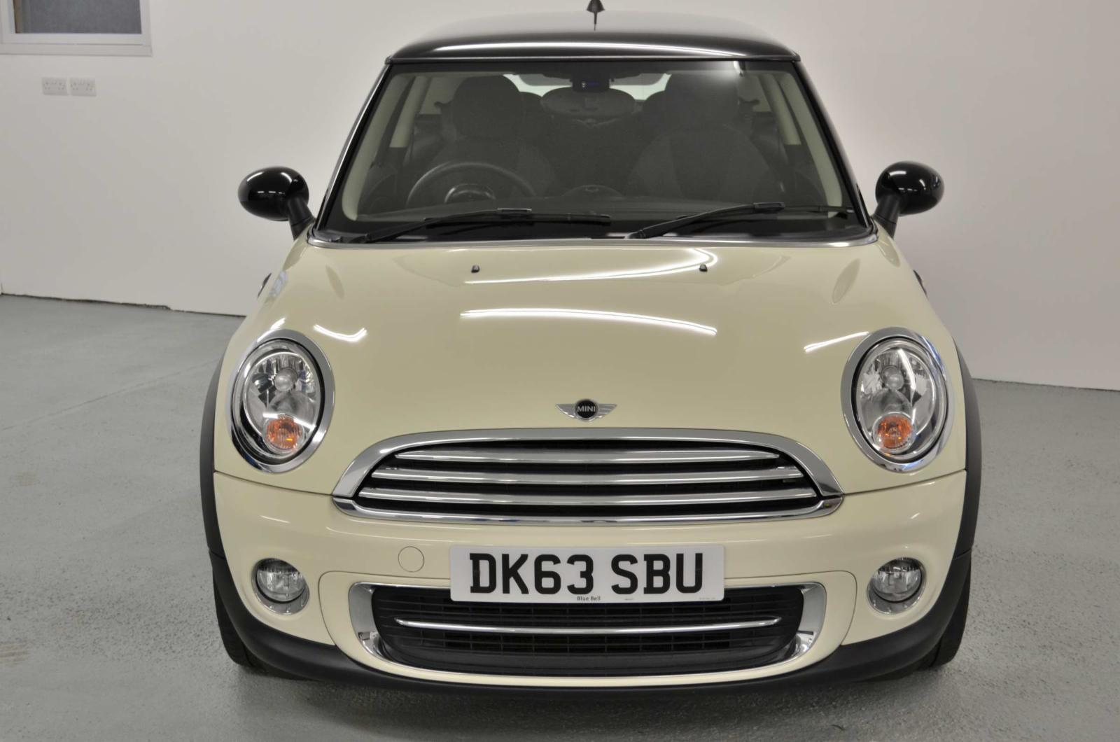 BMW Mini Cooper Hatchback (Pepper Pack) for sale | Castle Classic Cars