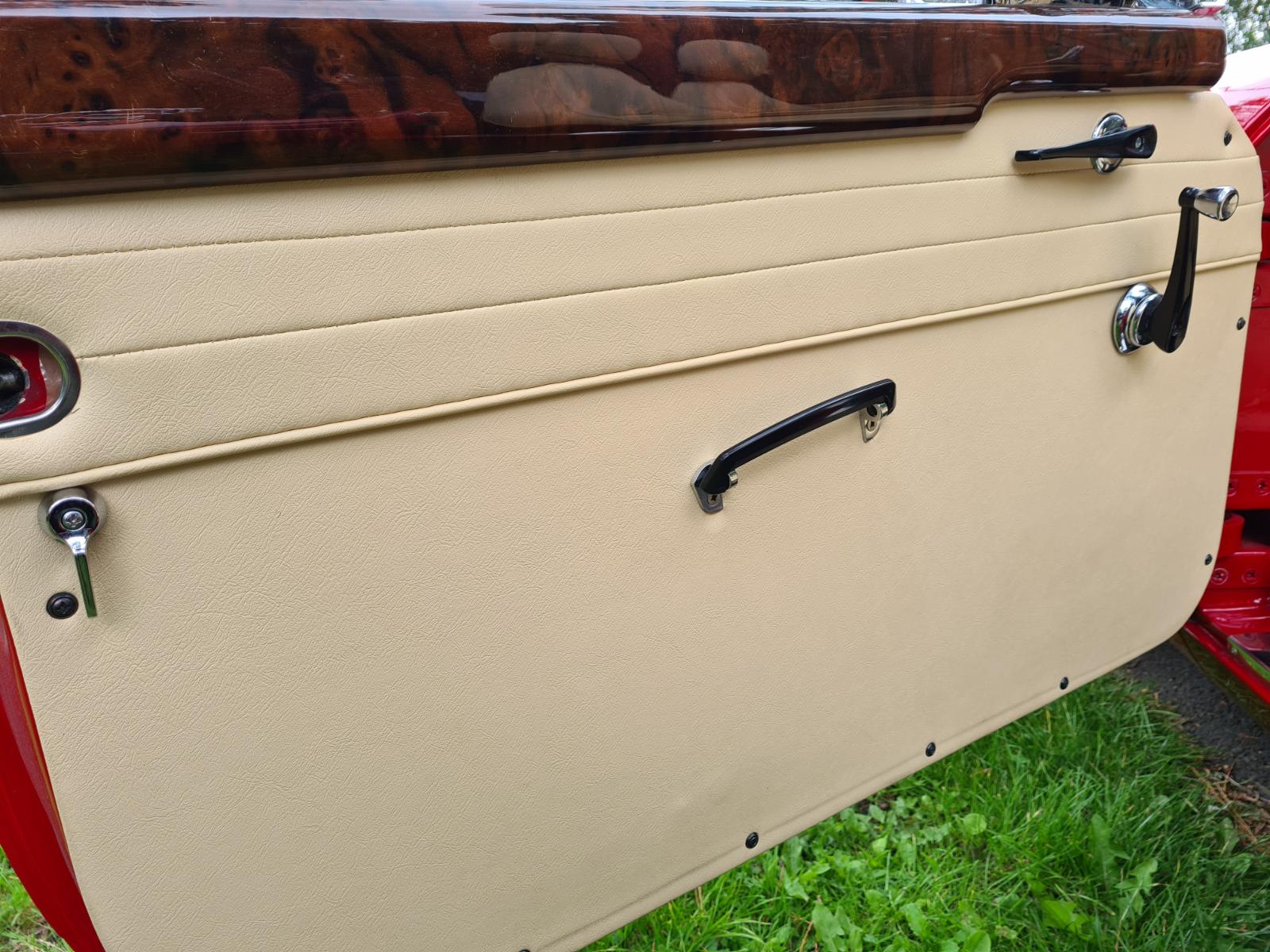 1964 MGB Roadster - Pull Handle for sale | Castle Classic Cars